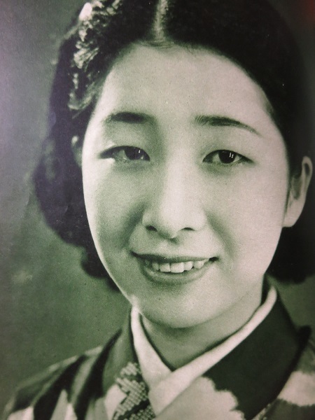 戦前の宝塚懐かしの写真館 【26】 昭和12年1月、『歌劇』藤花ひさみ、園井恵子、久美京子など つぶやき館 元祖つぶやき館 移転しました