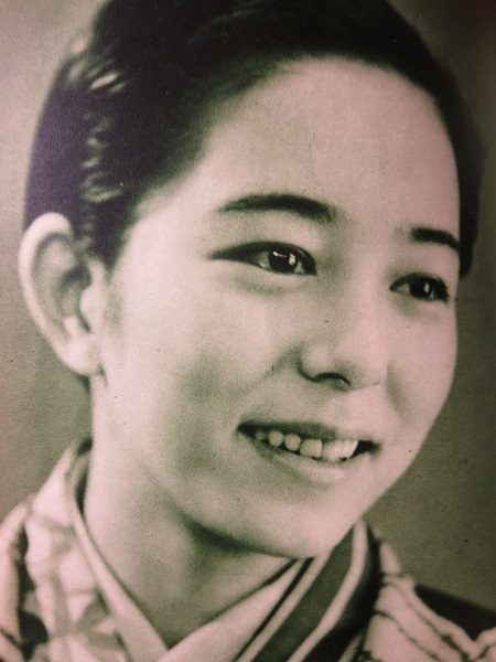 戦前の宝塚懐かしの写真館 【26】 昭和12年1月、『歌劇』藤花ひさみ、園井恵子、久美京子など つぶやき館 元祖つぶやき館 移転しました